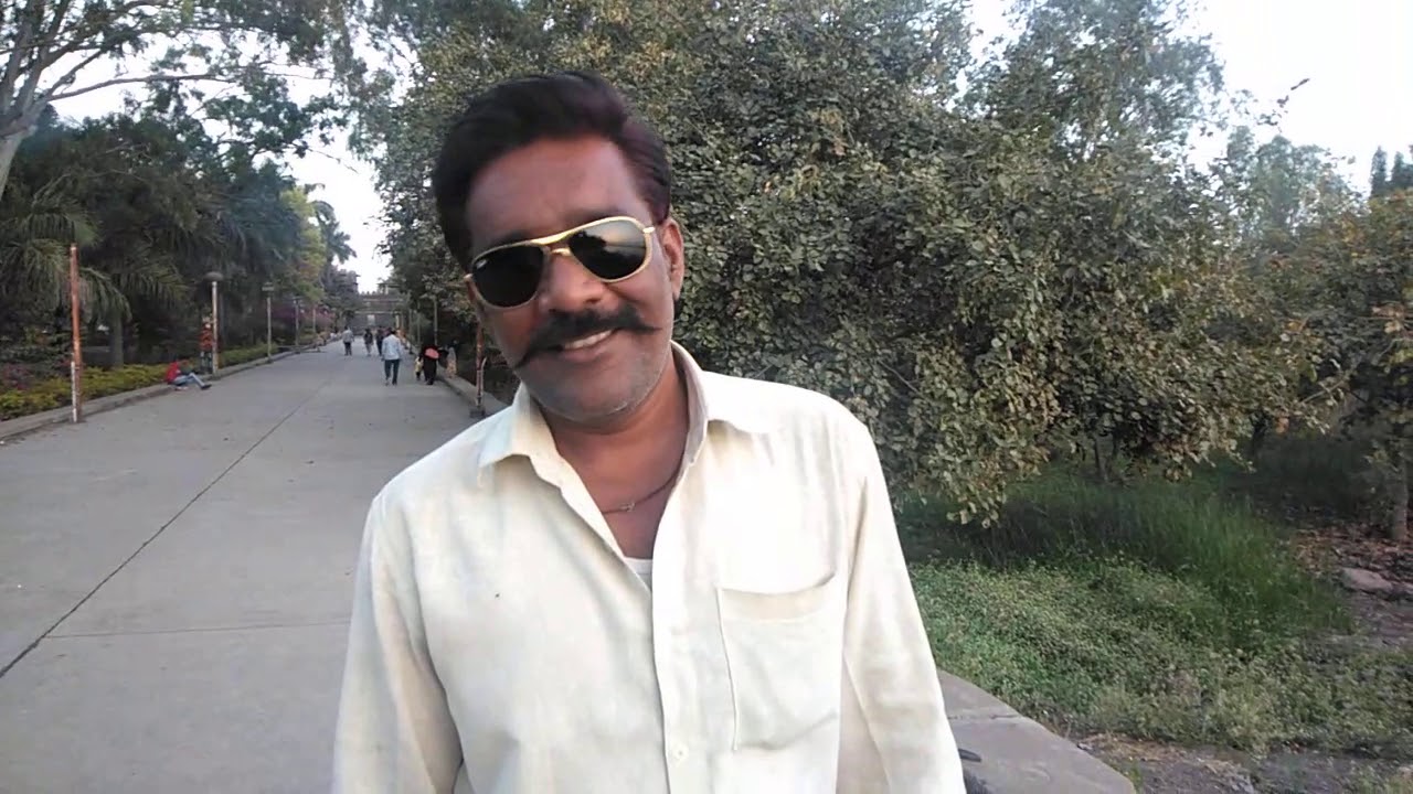 Gardan Safari actor Sanju Baba - YouTube