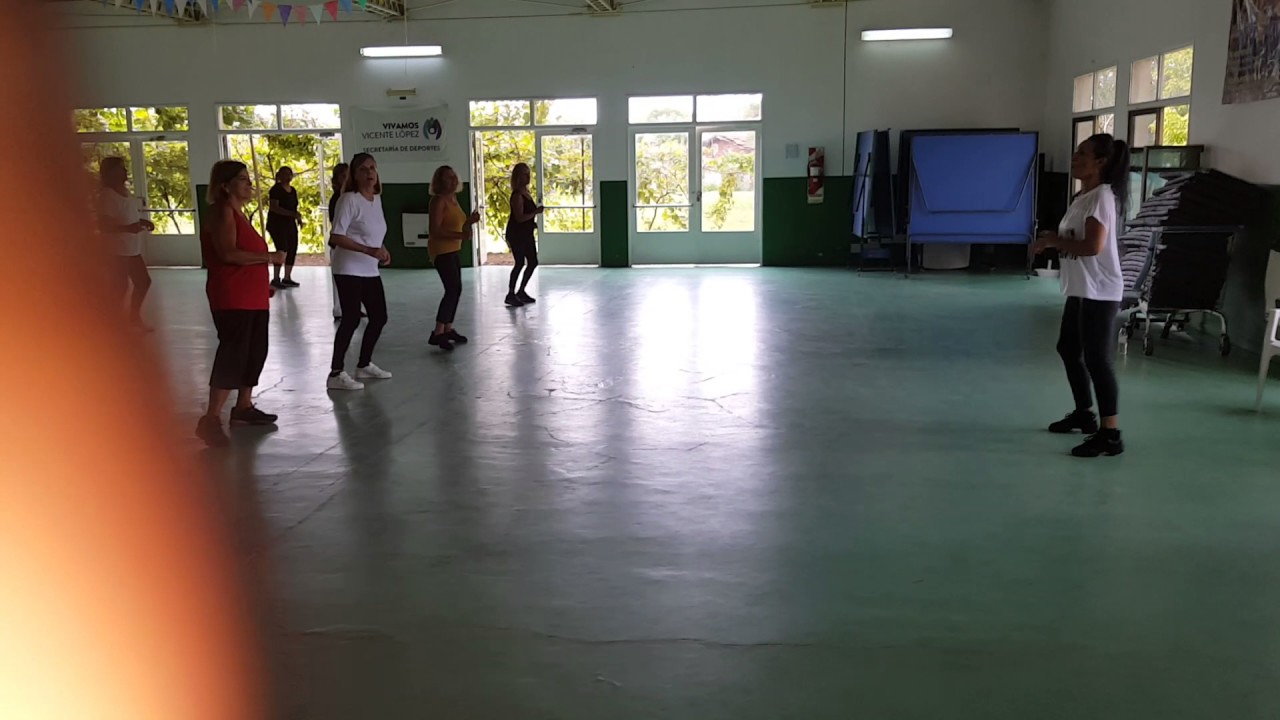 Clase de salsa y rumba - YouTube