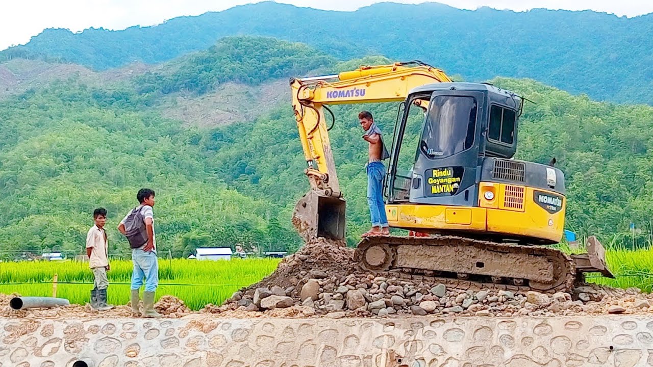 Job dan jam terbang alat berat mini/excavator komatsu pc 78us ini tetap ...