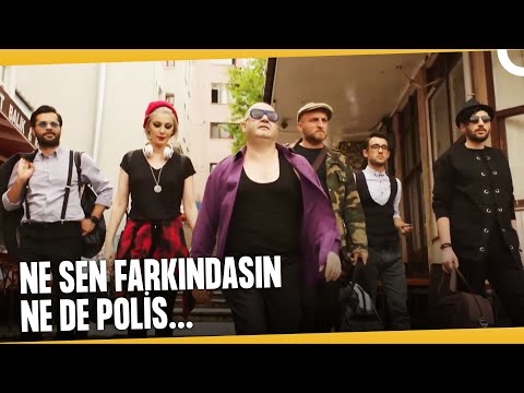 Soydum Ama Sor Bir Neden Soydum? | Yalan Dolan