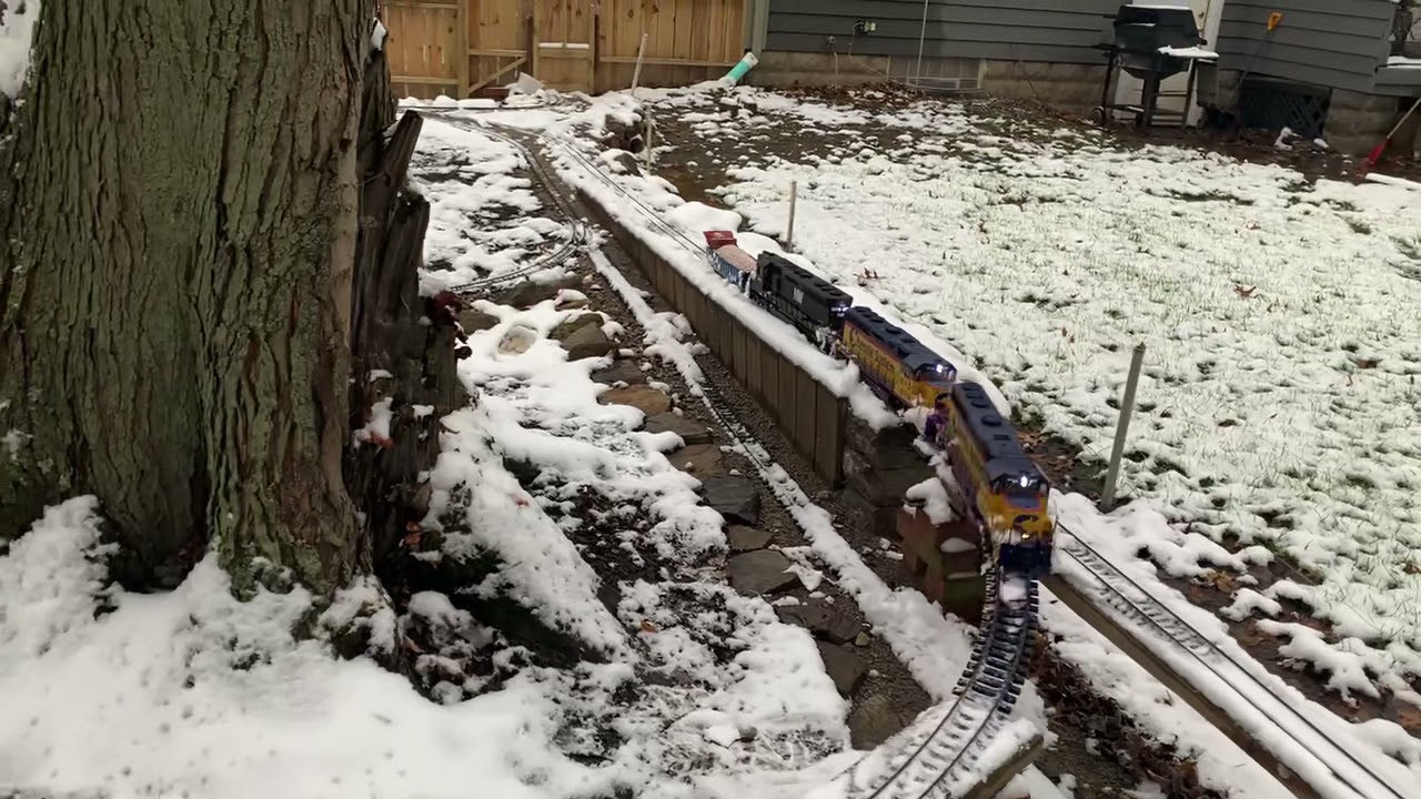 G Scale Trains Plowing Snow! 11/28/21 - YouTube