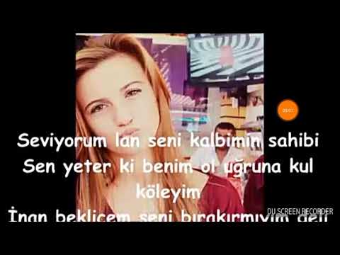 Ukte askerim (sözleriyle)