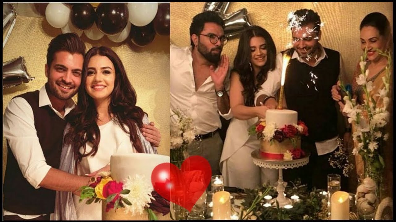 Zara Noor Abbas & Asad Siddiqui Celebrate First Wedding Anniversary ...