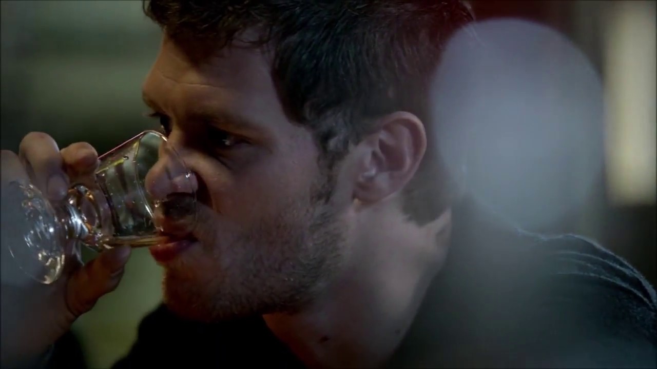 Klaus and Cami 1x05 "He had a twin sister" - YouTube