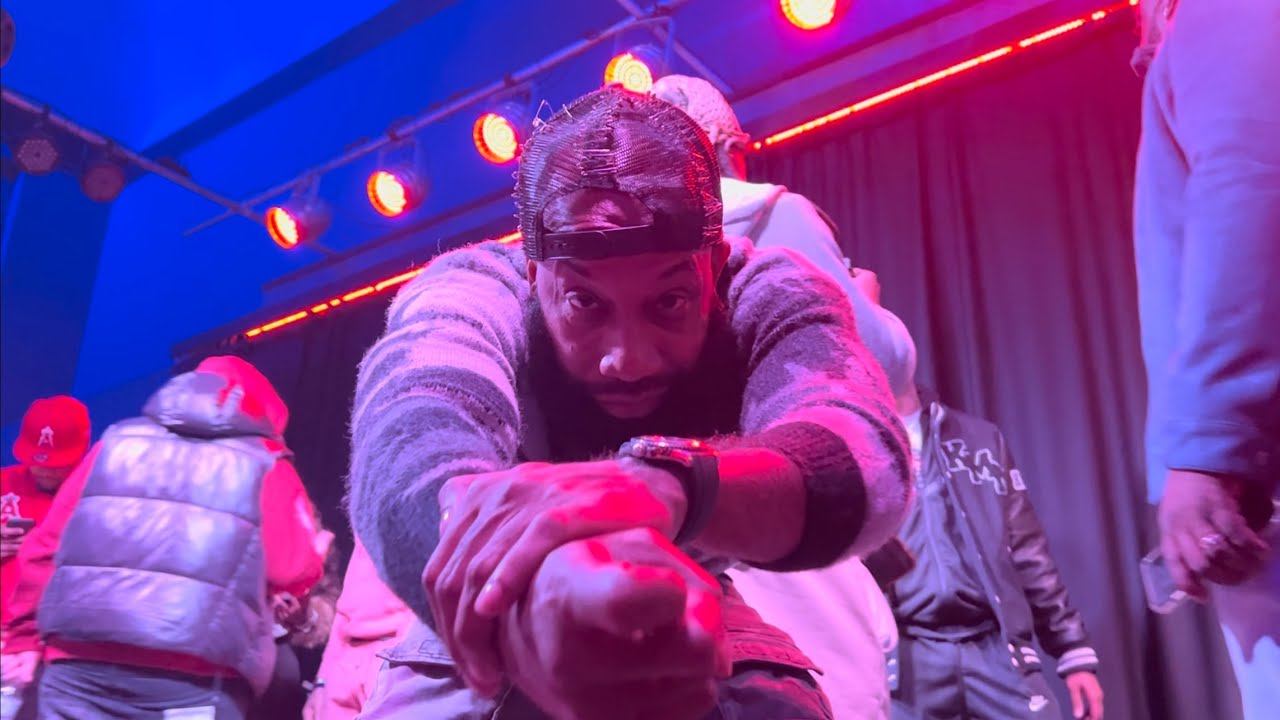 HOME COMING SMACK BACK OUTSIDE!!!!! - YouTube