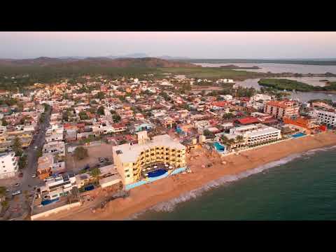 Barra de Navidad Jalisco - YouTube