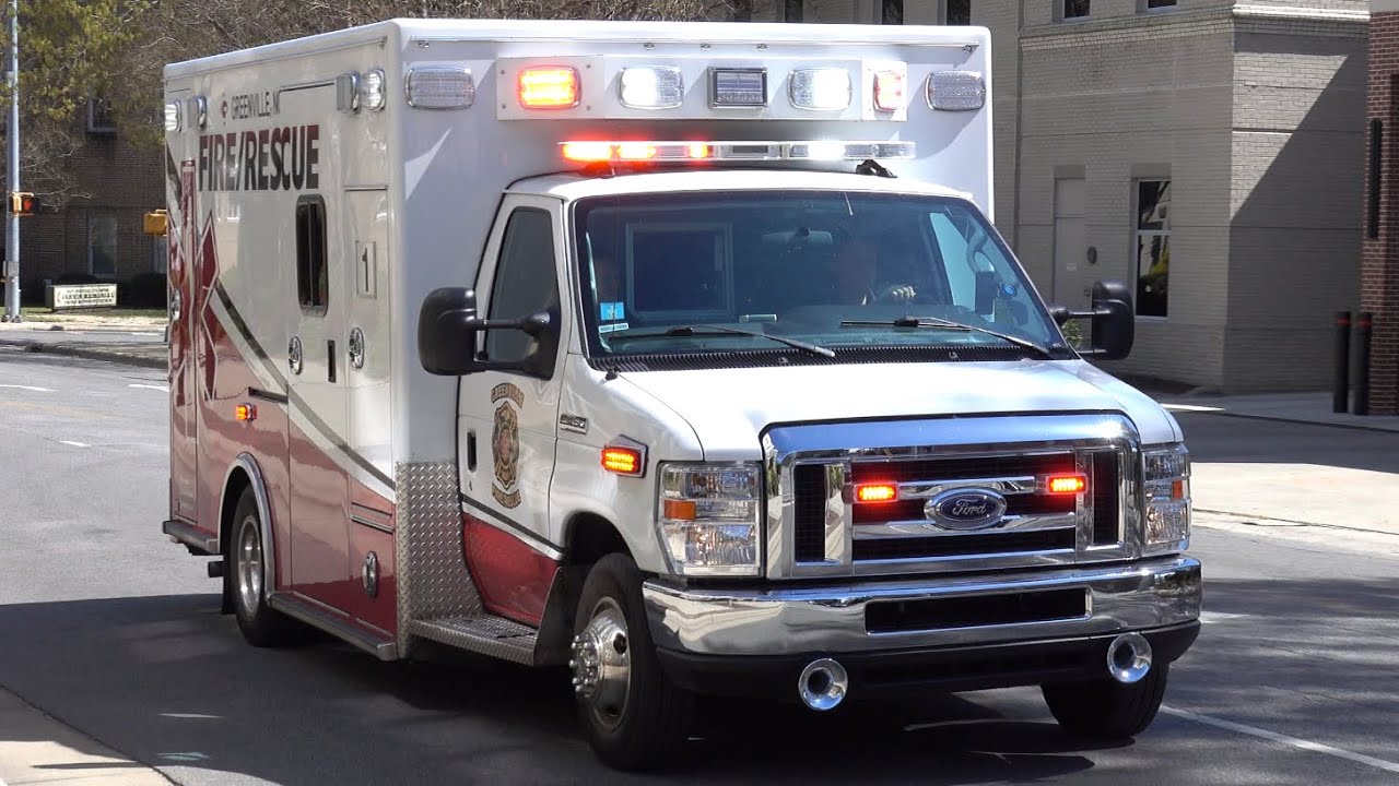 Greenville Fire/Rescue EMS 1 Responding - YouTube