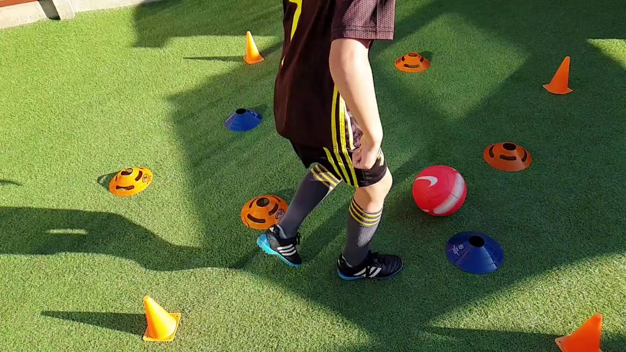 Eddie M - Technical cone maze dribbling drill - Football training ...