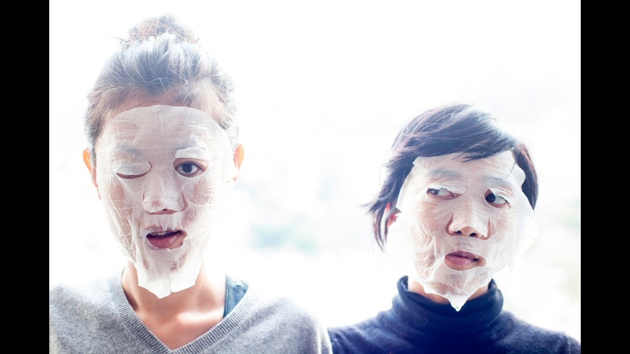 Here's why mess is having a (visual trend) moment - YouTube