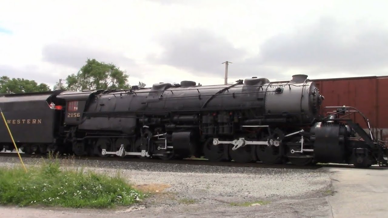 NS 957 with N&W 2156 Steam Locomotive! + NS 120 at Water Street in Peru ...