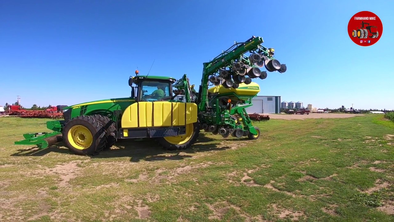 John Deere 8335R tractor and 1720 Stack Fold Planter - YouTube