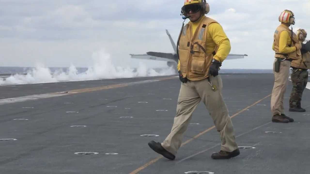 USS George Washington Air Wing Fly Off - YouTube