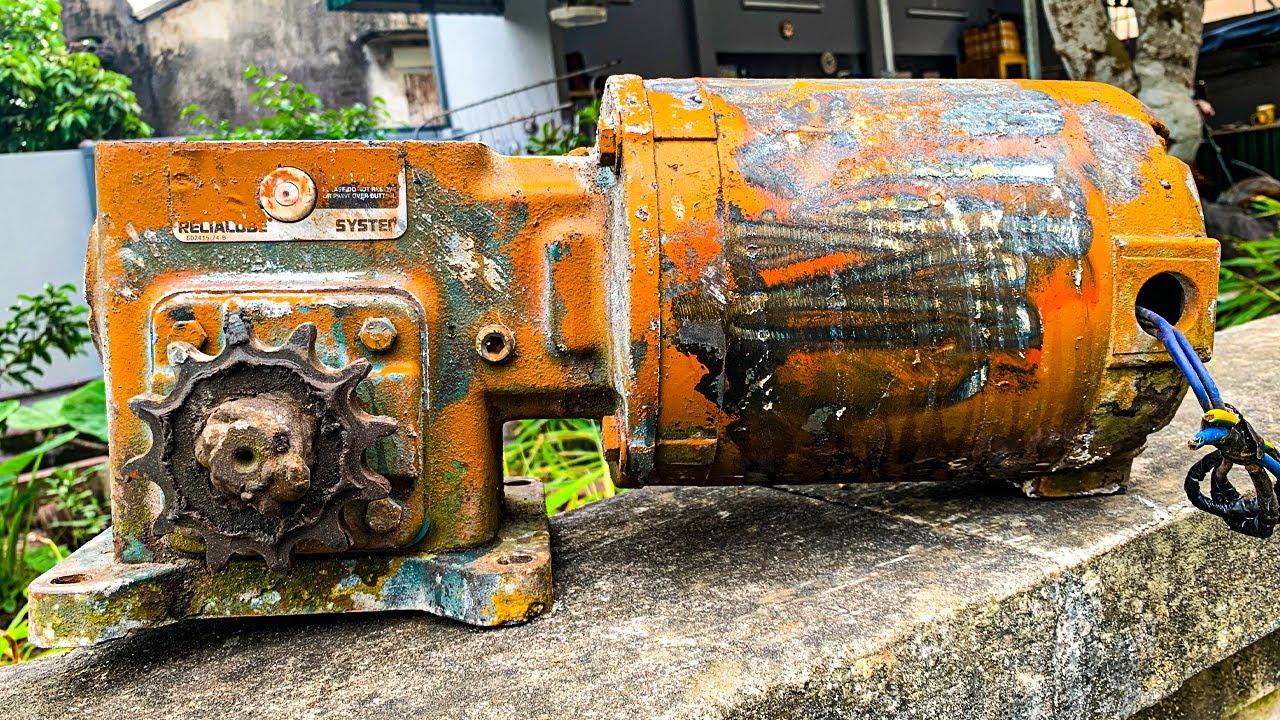 Amazing Restoration Skills // Motor Reducer Restoration Extremely Old ...