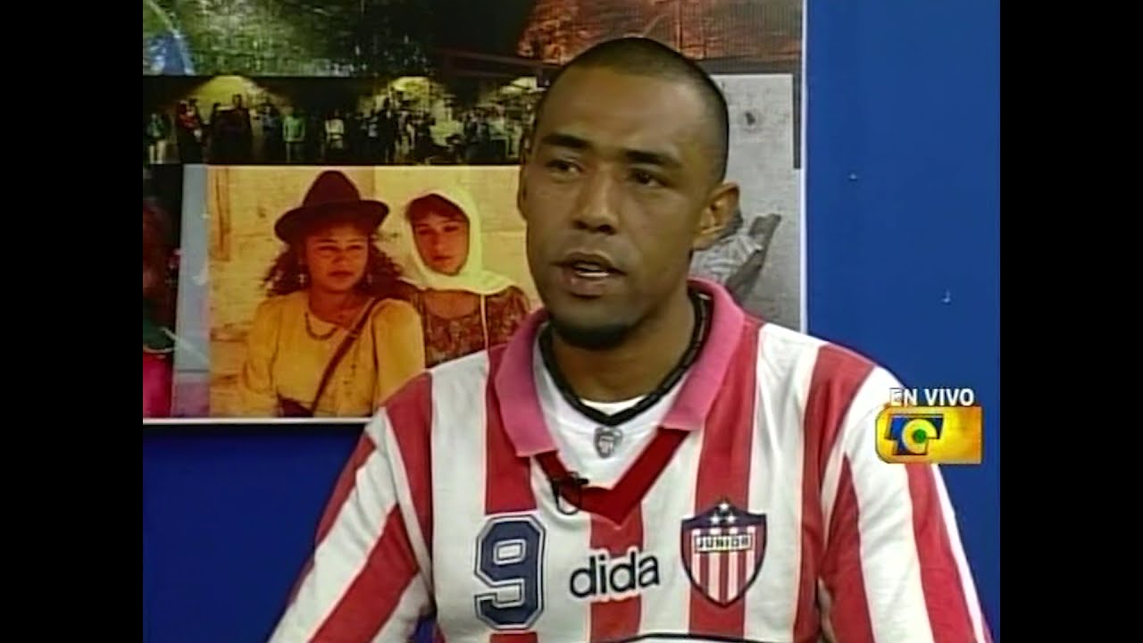 Entrevista líder Los Kuervos del Junior de Barranquilla 2009 - YouTube