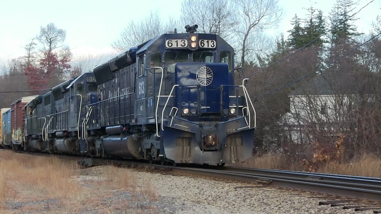 HD Pan Am Railways action at Plaistow,NH Early December 2012 - YouTube