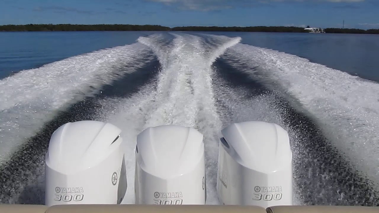 36 Everglades 360LXC 2017 Boat For Sale Running - YouTube