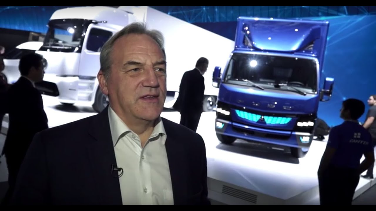 Mercedes-Benz talks Urban eTruck: Mike Belk Interview - YouTube