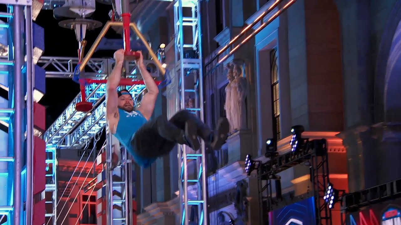 Mike Slinci at the American Ninja Warrior 13 Semi-finals - YouTube