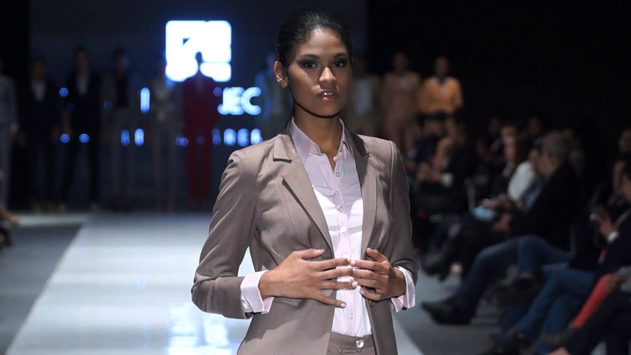 Arlette Rujel | Vercchelli | RDproduccionesdemoda - YouTube