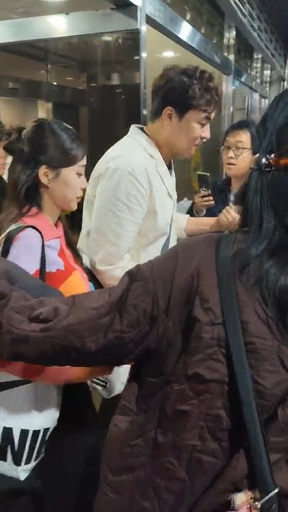 20241112 #kbs #mc배 #퇴근길 #악수 - YouTube