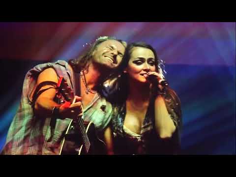 REDNEX LIVE IN GLASGOW @wlt90s @rednexofficial CASH / SPADES / ZOE ...