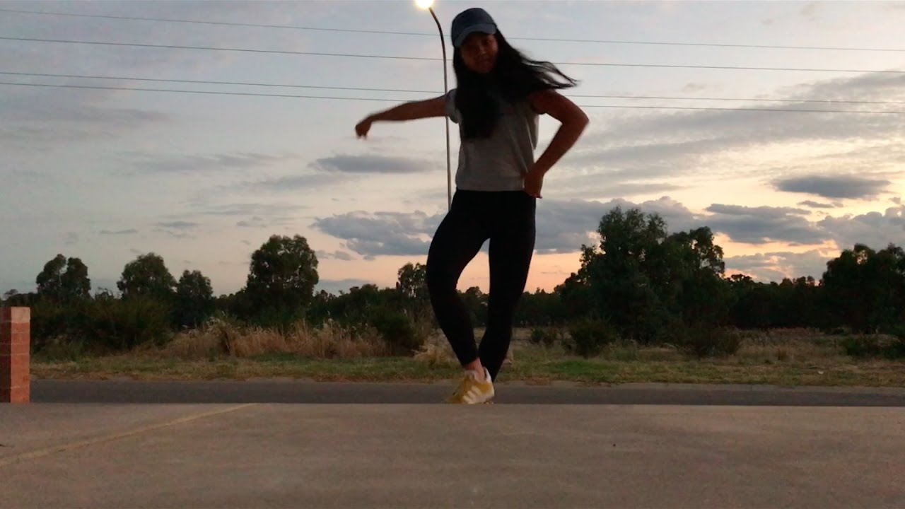 Dancin to 'Happy' by Pharrell Williams / SORI NA CHOREOGRAPHY - YouTube