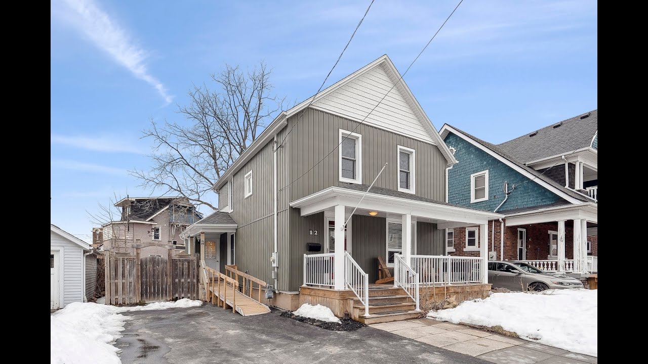 12 Randolph St in Welland - YouTube