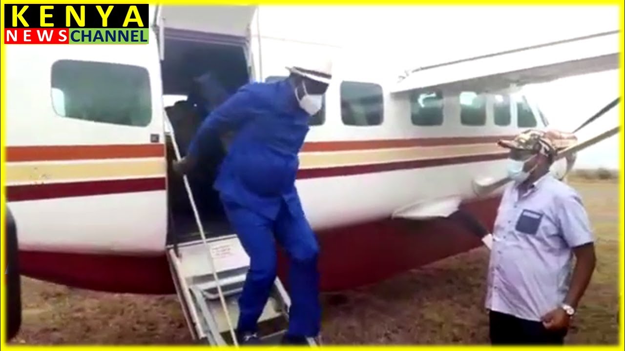 Raila's Dramatic Chopper Arrival - YouTube