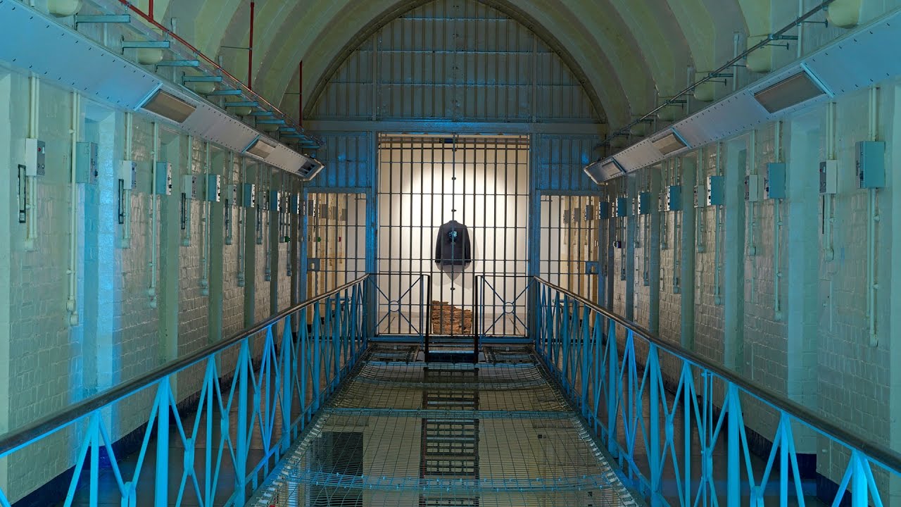 Inside: Artists and Writers in Reading Prison - YouTube