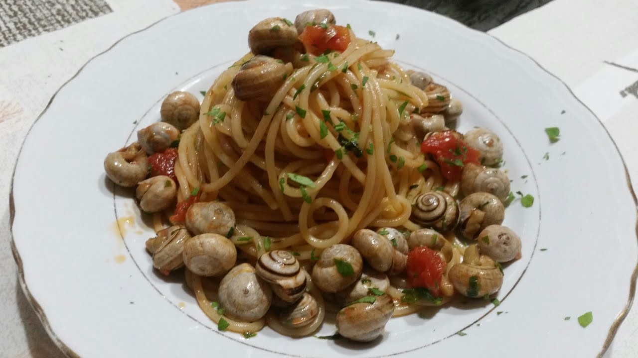 PASTA CON LUMACHE, PAISTA CHI BABBALUCI - YouTube