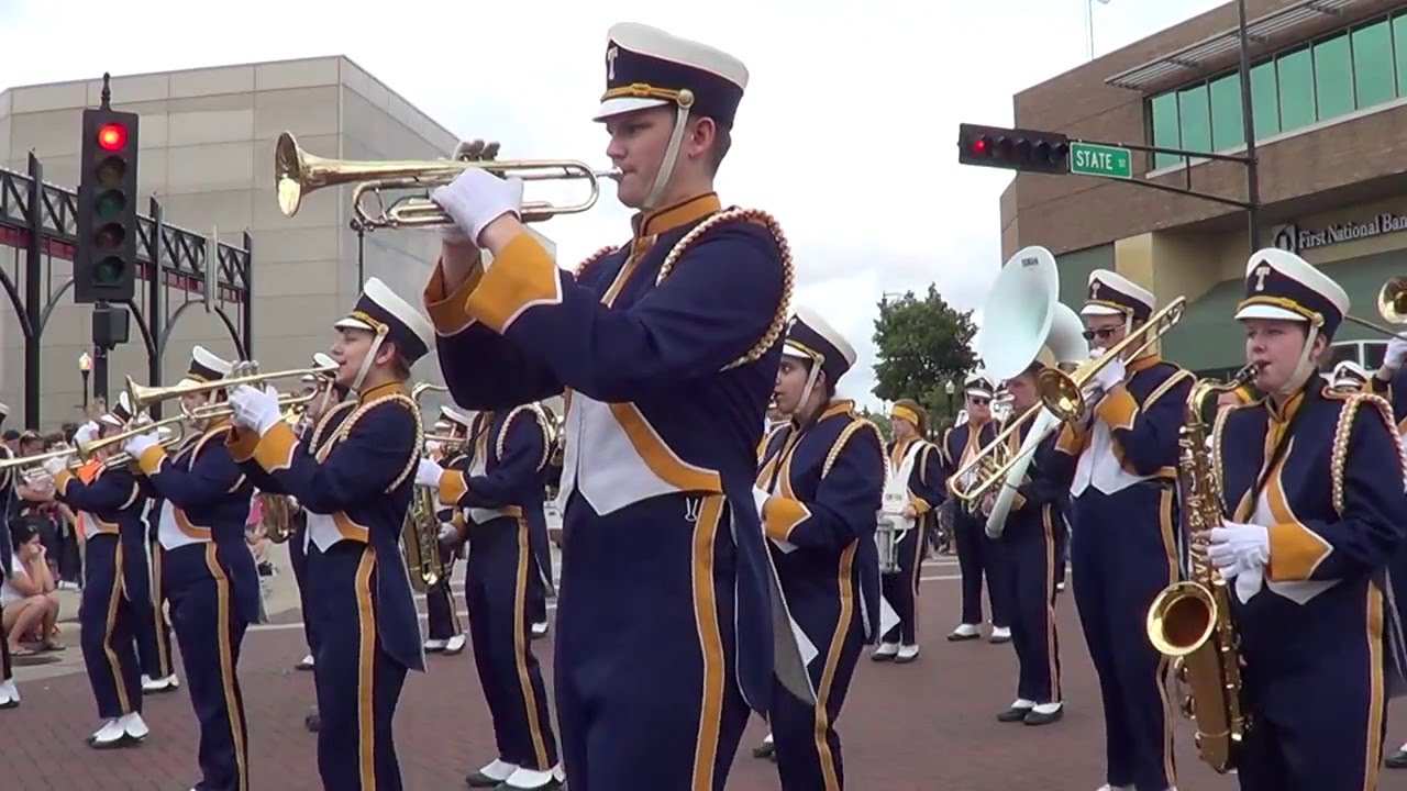 Memorial Day Parade 2015 Turner HS - YouTube