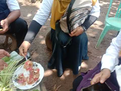 Kasihan haus dan lapar
