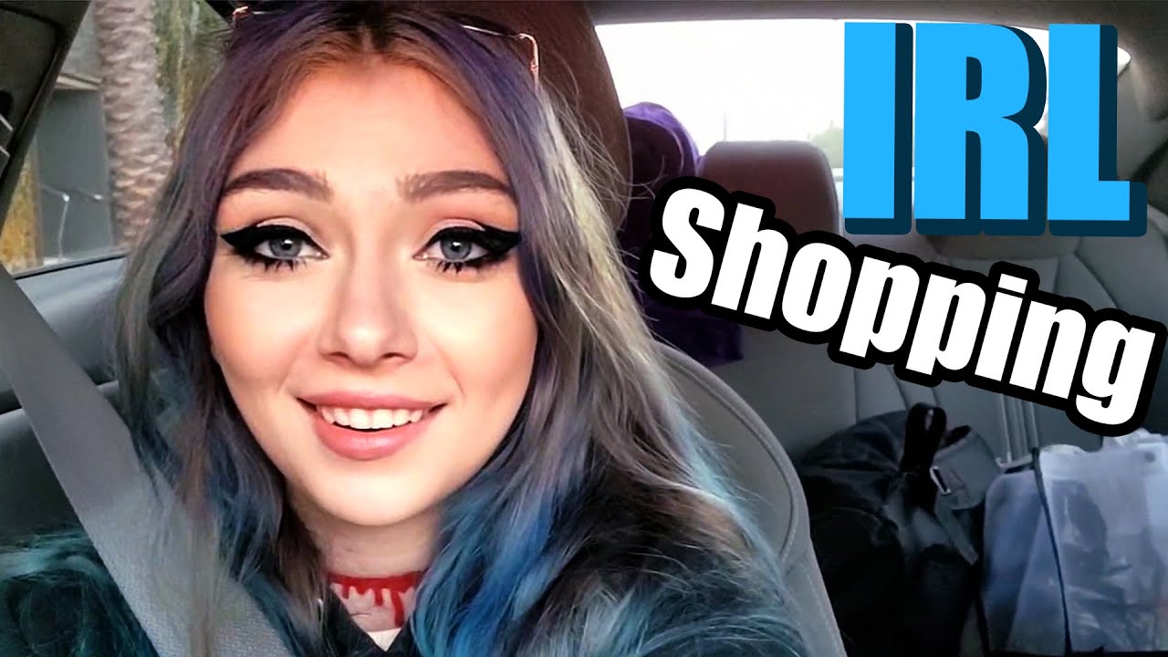 Minx and Kaceytron go shopping, Twitch streamers discover the outside ...