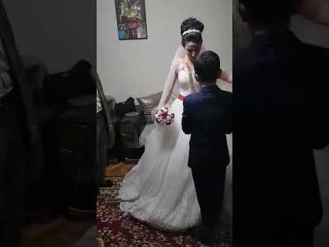 AĞLAMAK MÜMKÜN DEĞİL BABA EVİNDEN ÇIKARKEN