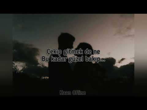 Onur Can Özcan - Gülümse Kadın (Lyrics)