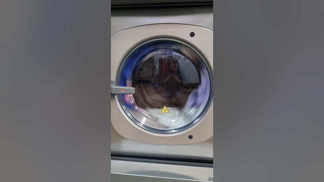 Girbau 28 kg - YouTube