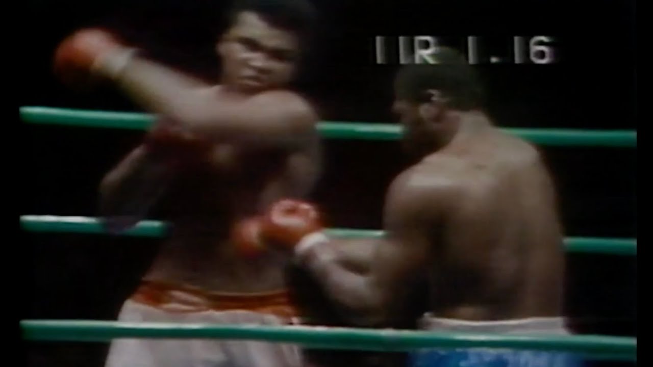 📅 OTD! Muhammad ALI Battered Mac FOSTER For 15 Straight Rounds 😲 - YouTube