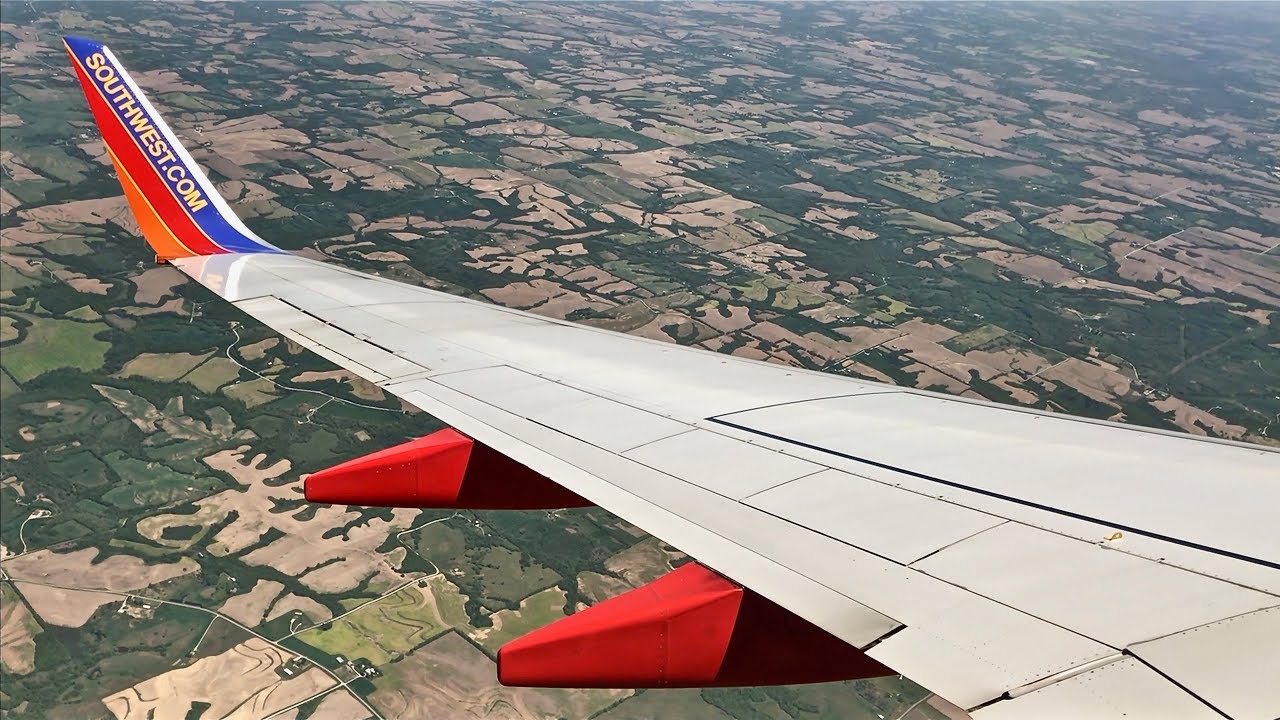Afternoon Kansas City Landing – Southwest Airlines – Boeing 737-700 ...