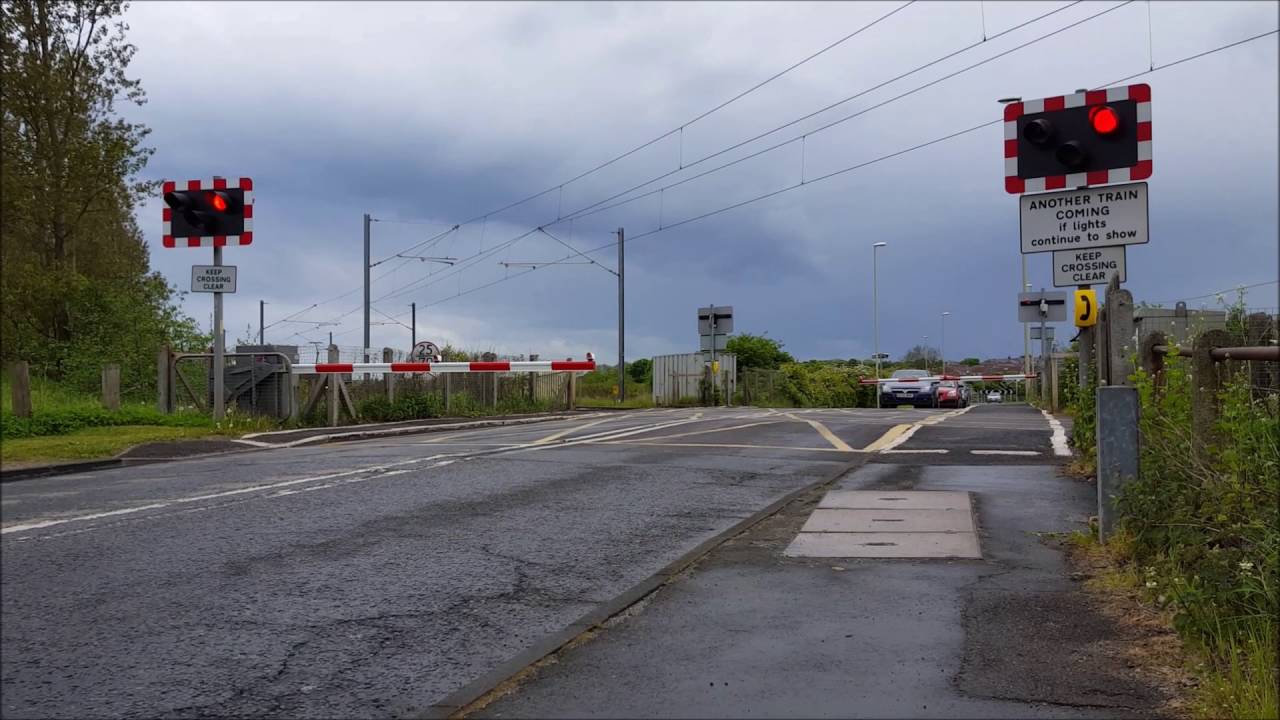 Boldon Lane Level Crossing - YouTube