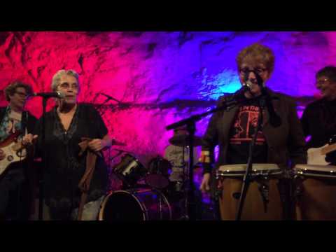 Girls in the Nose - \