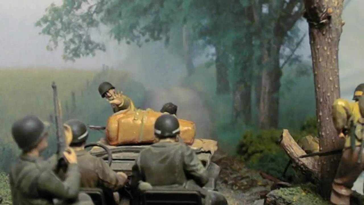 World War II in miniature - YouTube