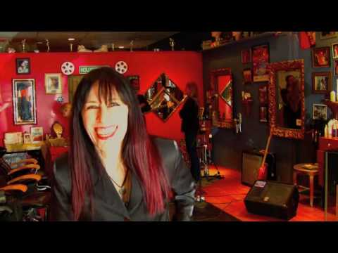 Jan King of Jan King and Medicine Ball - Interview - YouTube