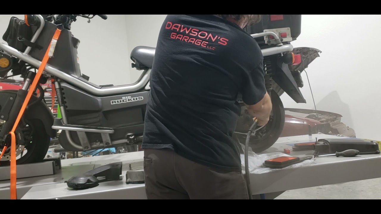 Honda Big Ruckus oil, Air filter, spark plug replacement. - YouTube