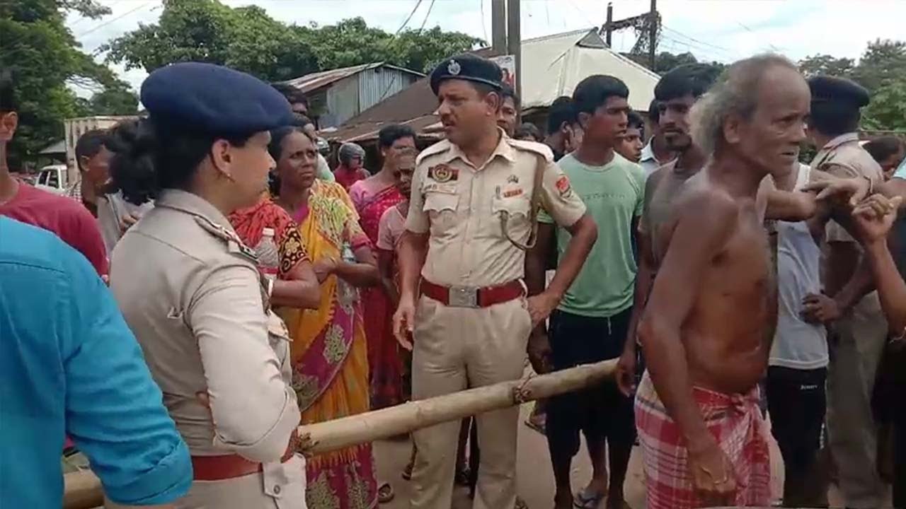 Dalak Locals block the Amarpur Natun Bazaar road demanding ...