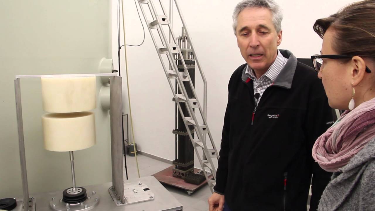 Zu Besuch im Reaktor an der FH Ulm - YouTube