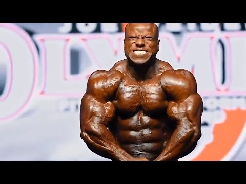 Shawn Clarida prejudging 2023 Mr. Olympia 212 - YouTube