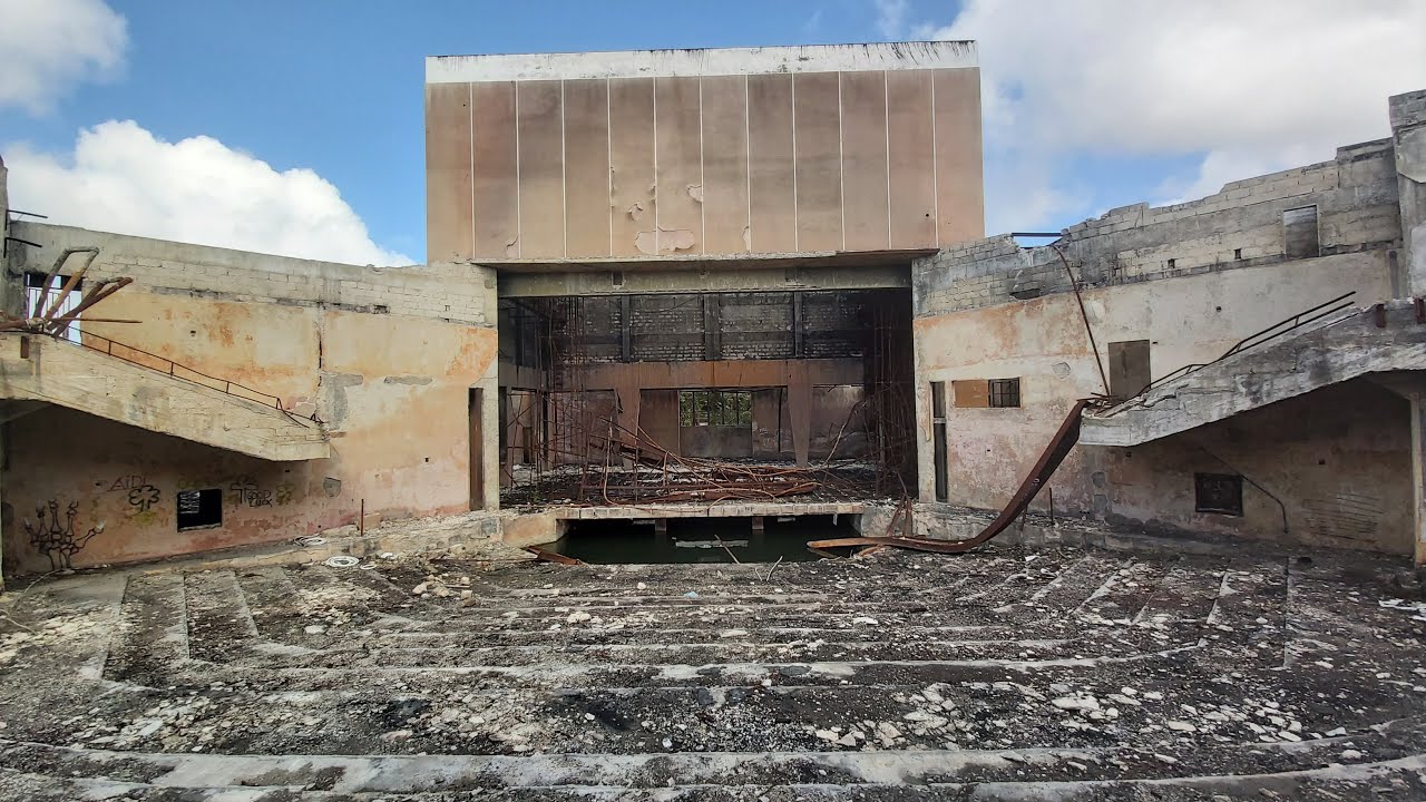 Centro Pro Arte Theater - Ruins - YouTube