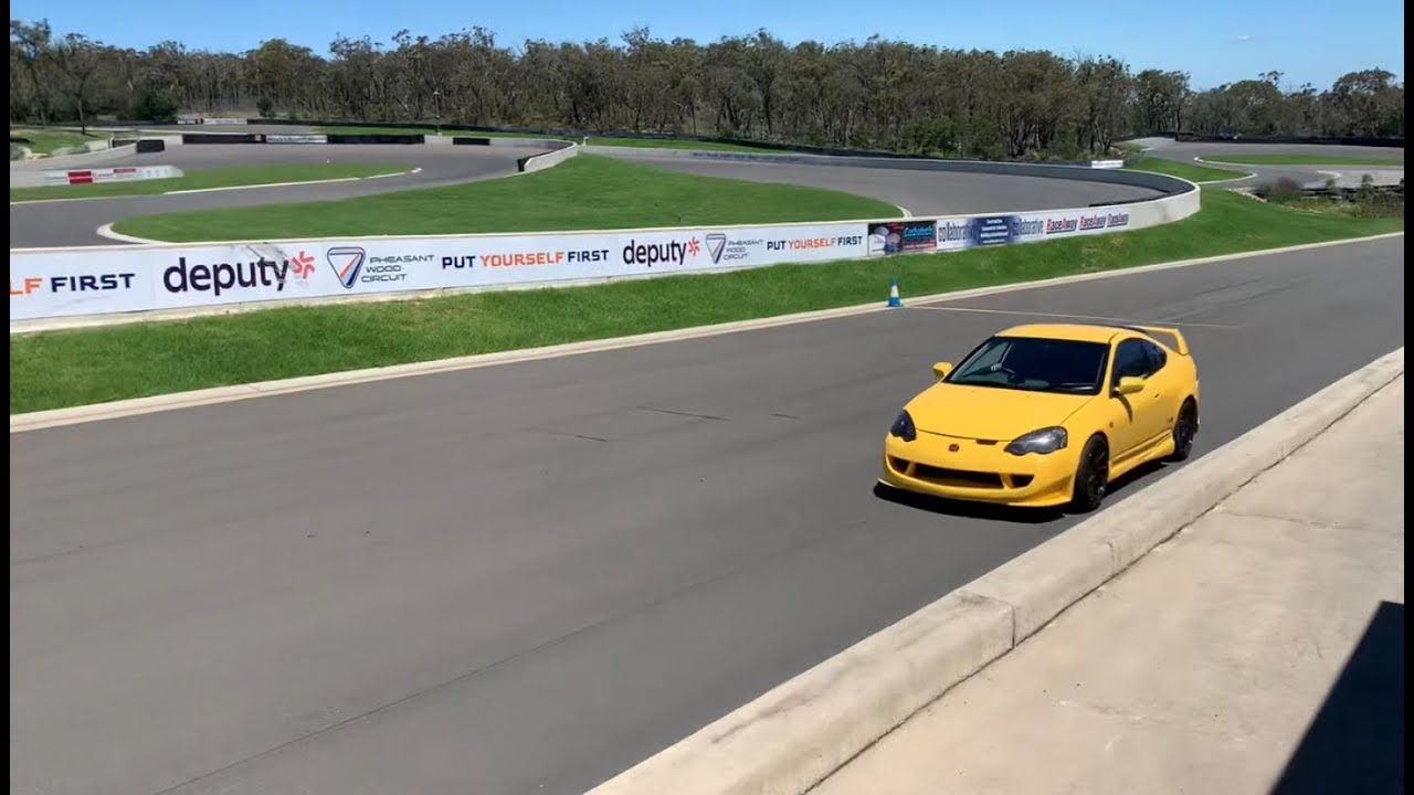 Honda DC5R Integra RSX & Toyota 86 Production Racecar at Pheasant Wood ...