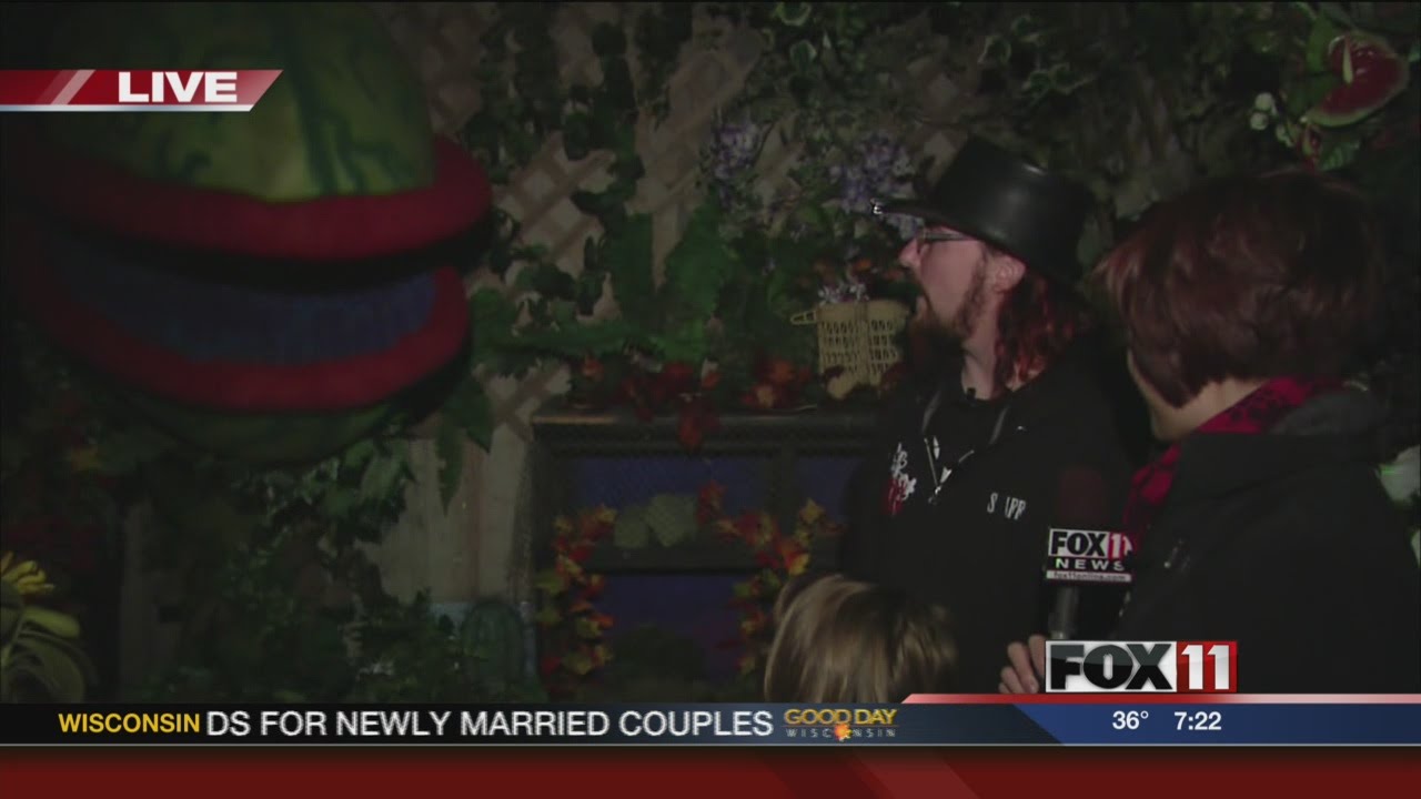 Misery Haunted House - YouTube