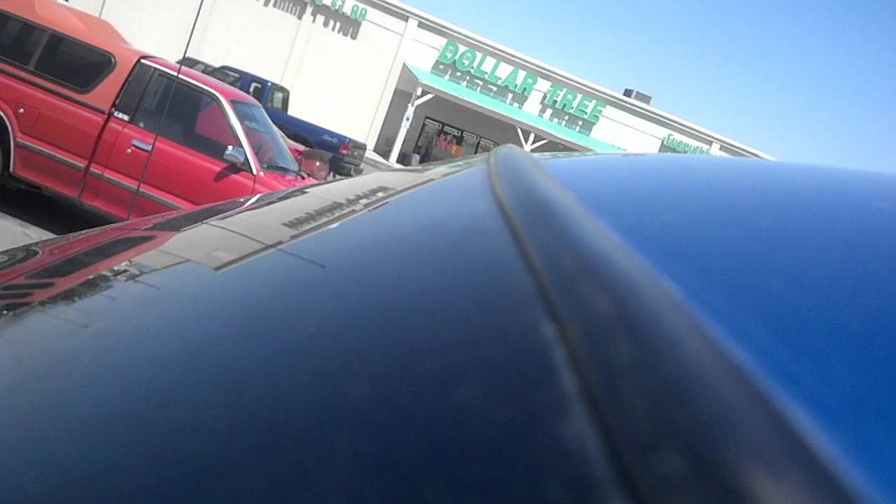 Windshield flex off of 2 10" Orion H2's on 2000w - YouTube